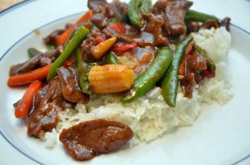 Slow Cooker Beef Tips Over Rice - SavoryReviews